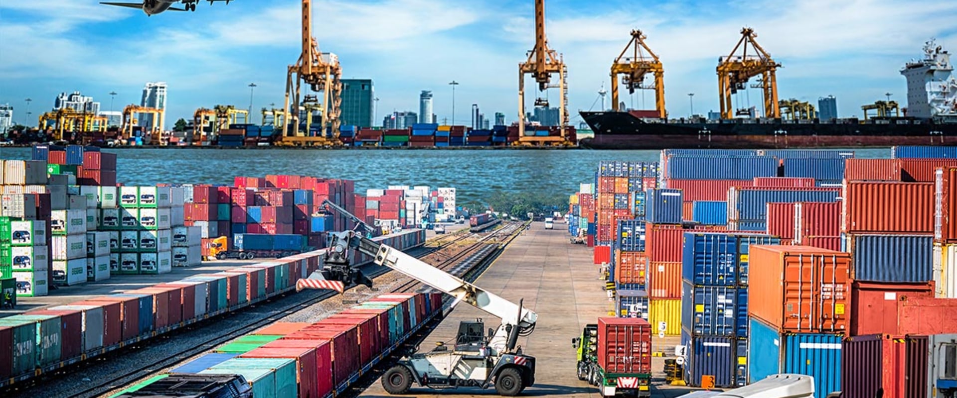 What is Drayage and How Does it Impact Shipping?